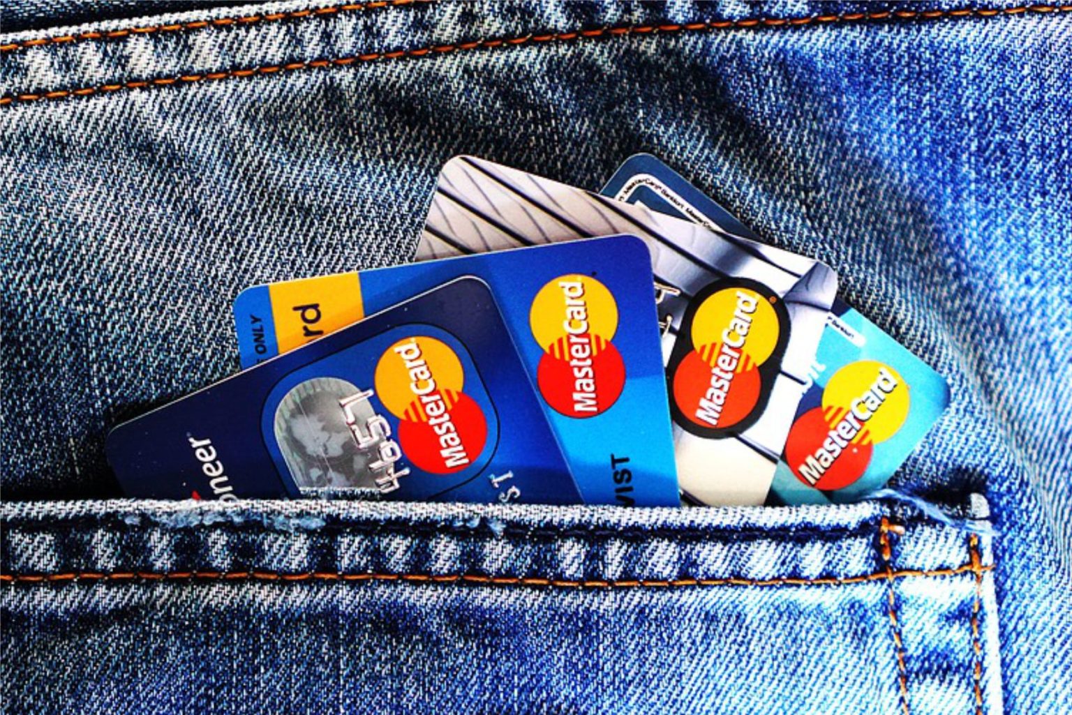 ITReseller | Mastercard wprowadza narzędzie AI do projektowania kart ...